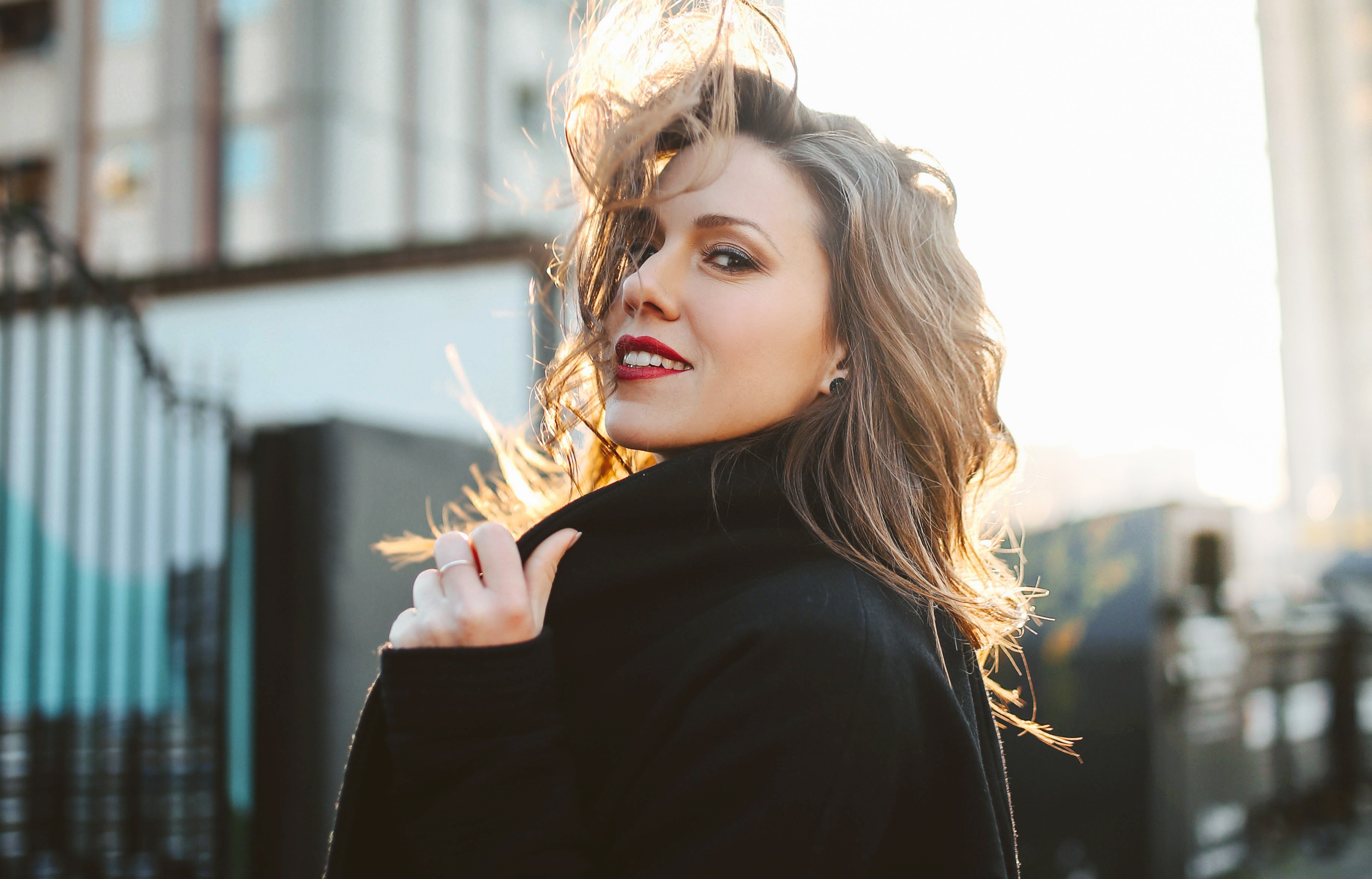 The Rival Queens – The Idle Woman